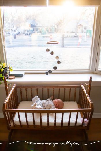 2 Simple Montessori Inspired Mobiles for your Newborn - MamaMeganAllysa